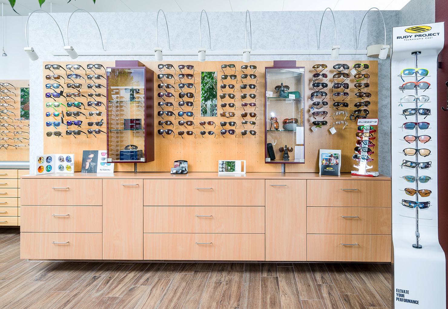 Hoeke Optik | Eine weitere WordPress-Website